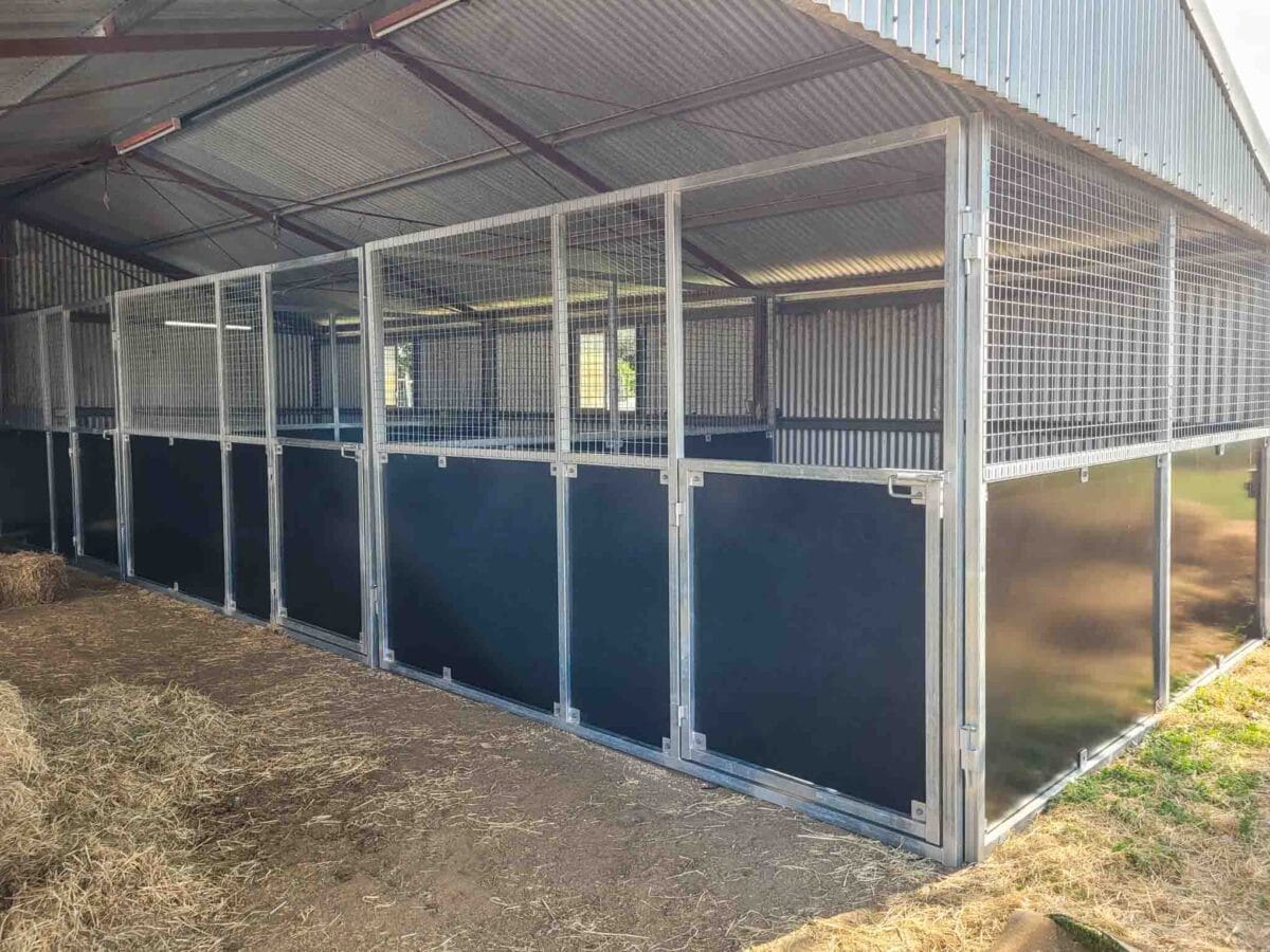 Modular Multi-Bay Horse Stables | Tack Rooms & Breezeways | Start from ...